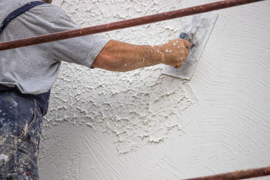 Safety Considerations to Remember When Doing a Plastering Job ...